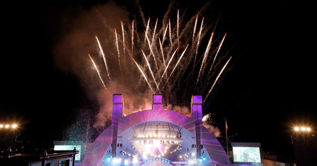 Iconic Hollywood Bowl turns 100 - CBS Los Angeles