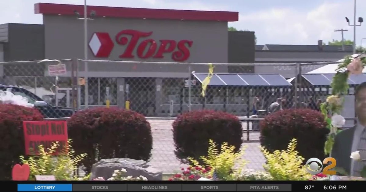 Reactions mixed as Buffalo supermarket reopens after mass shooting ...