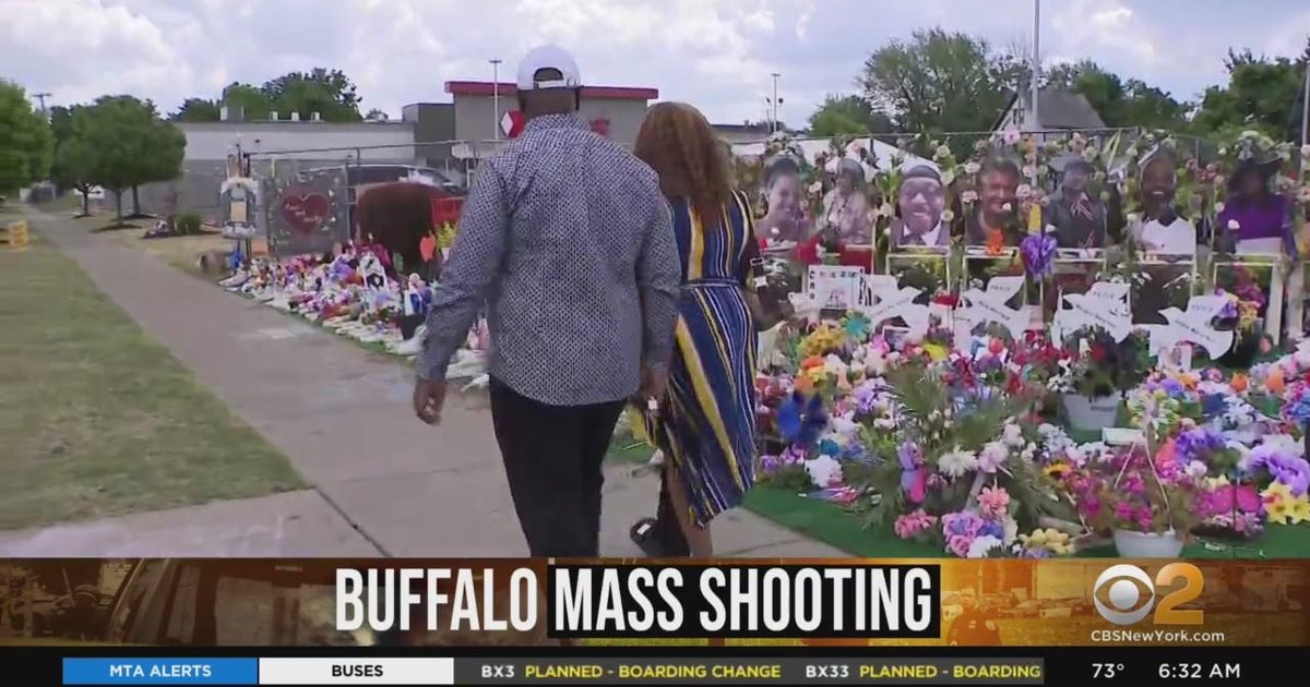 Buffalo supermarket reopens 2 months after mass shooting - CBS New York
