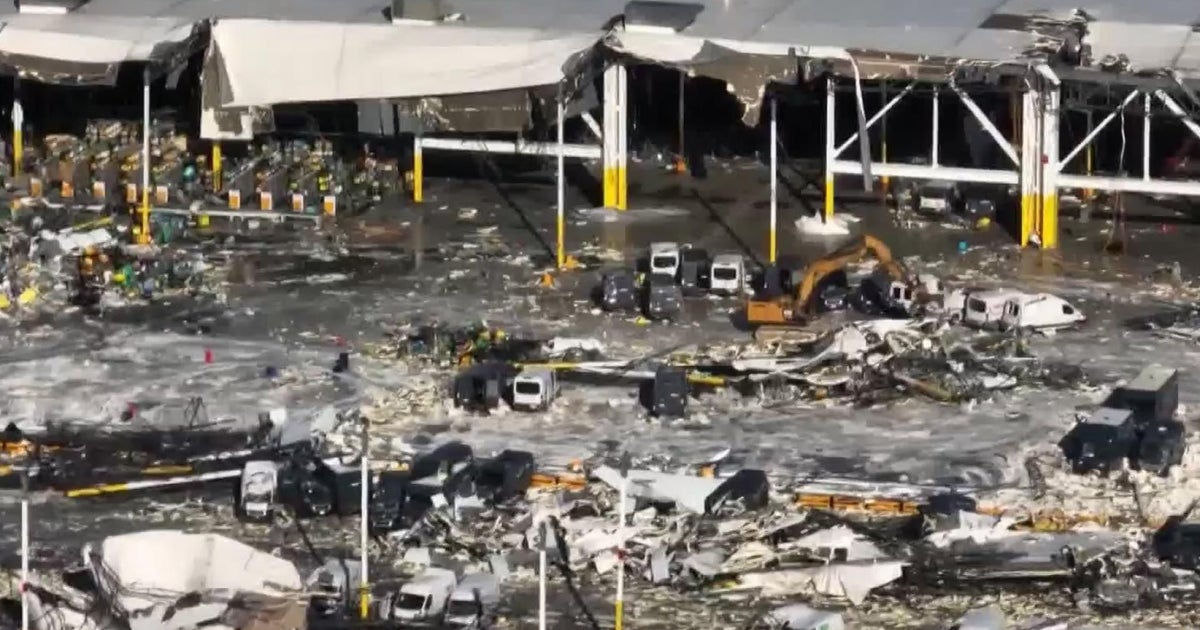 Prosecutors investigating potential hazards at Amazon warehouses - CBS ...