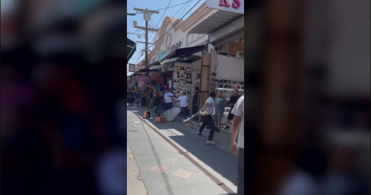 Both sides blame the other for brawl in downtown LA's Santee Alley ...