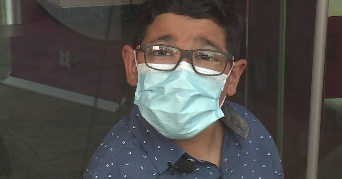 Baskin-Robbins Pint-Sized Hero Award given to Shriners Hospital kid ...