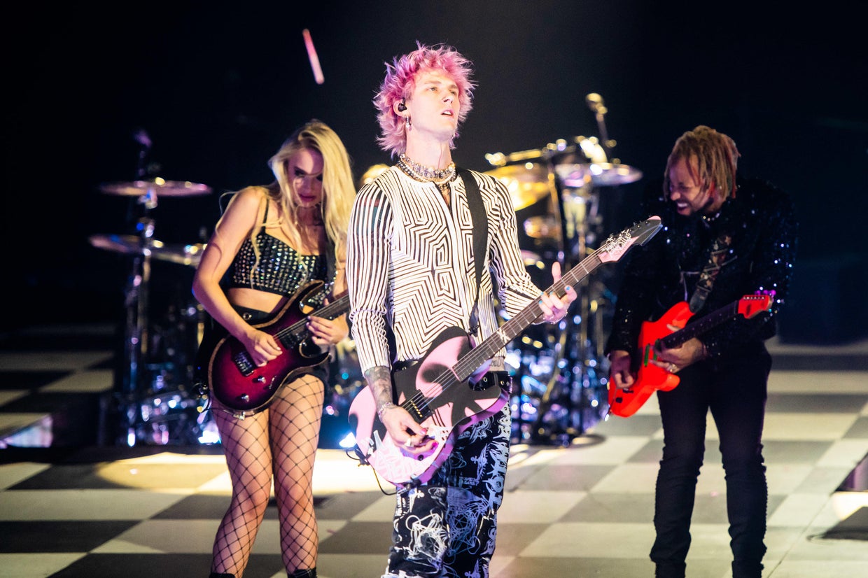 Photos: Machine Gun Kelly lands at Oakland Arena