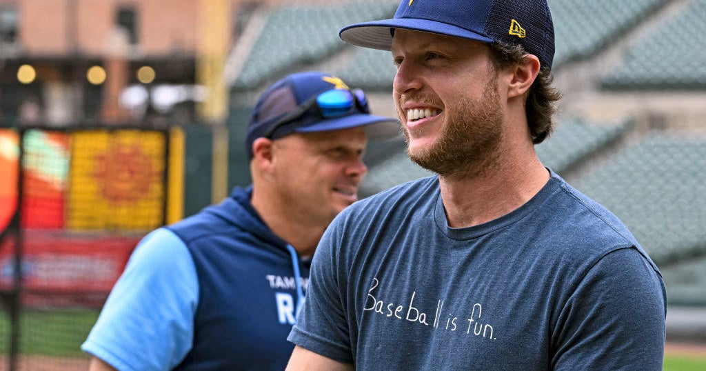 Orioles acquire OF Brett Phillips for cash considerations - CBS Baltimore