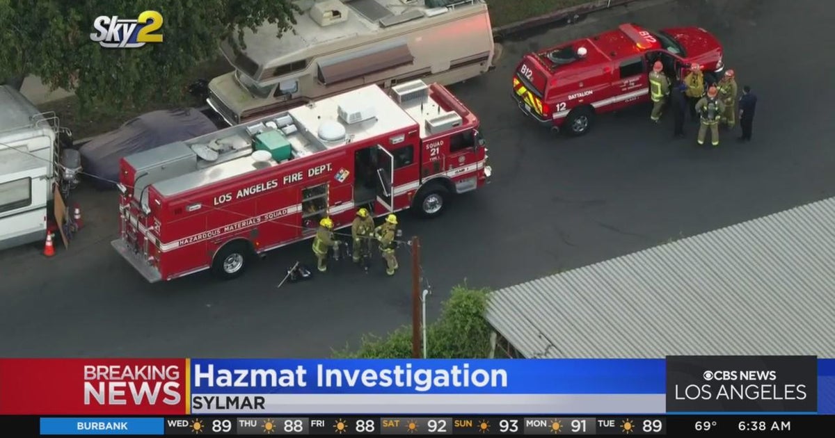 Reports of strange odor prompt hazmat investigation, evacuation in ...