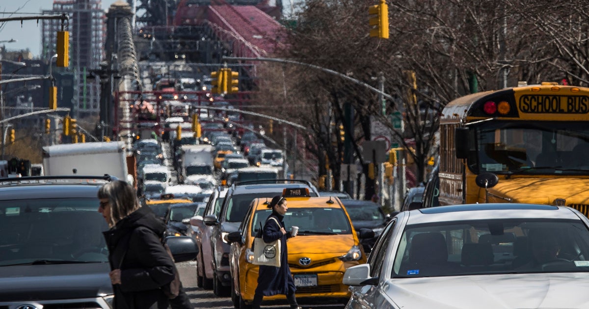 US traffic deaths, once in decline, continue to rise in 2022 - CBS Detroit