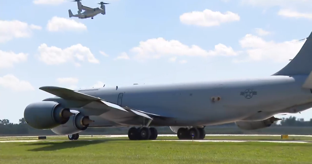 CBS 2's Marissa Parra takes a ride in KC-135 Stratotanker ahead of ...