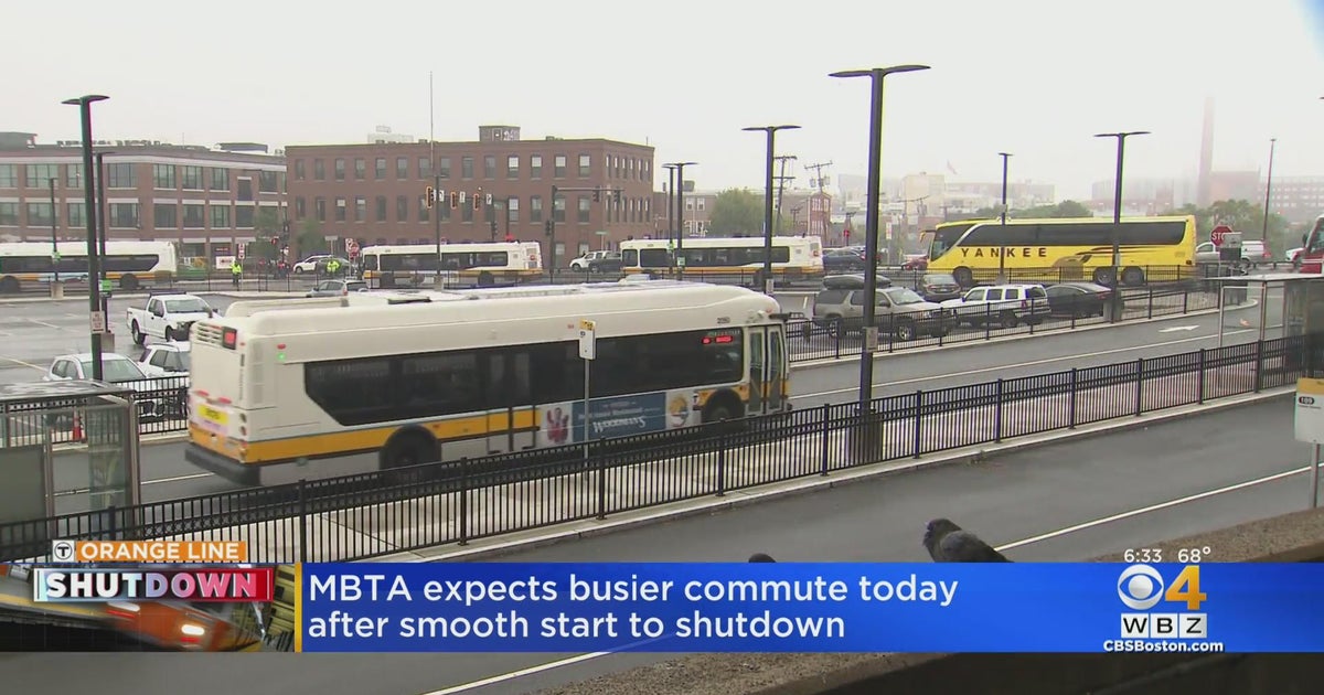 MBTA expects busier commute Tuesday after smooth start to Orange Line ...
