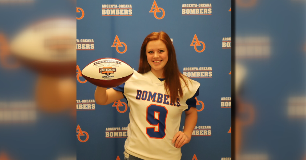 Brooklynn Syrcle wins Bears’ award for her work on and off the football ...