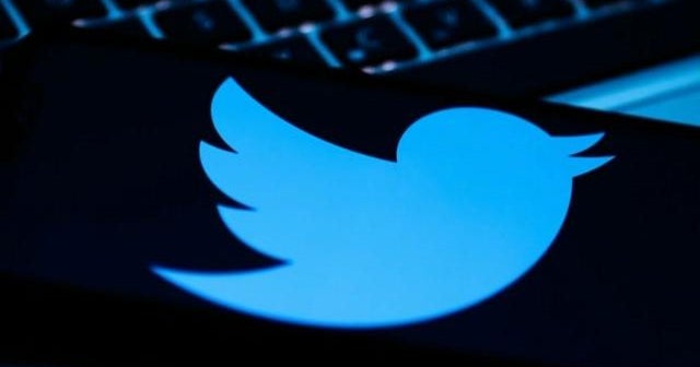Former Twitter security chief alleges reckless policies - CBS News