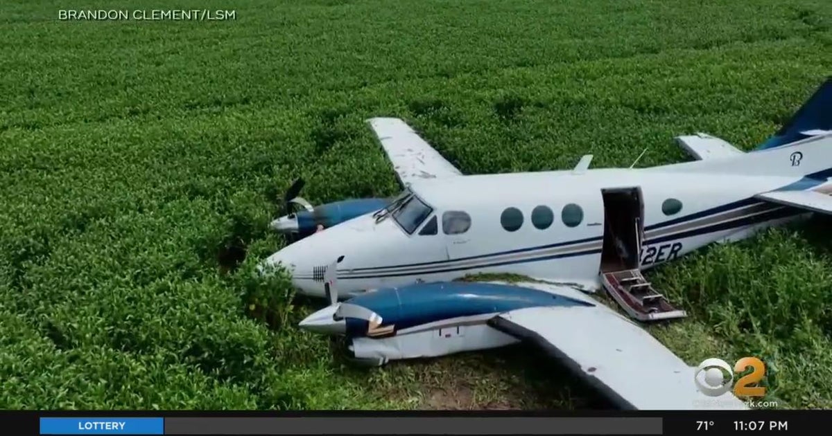 Man Charged After Allegedly Stealing Plane Threatening To Crash Cbs