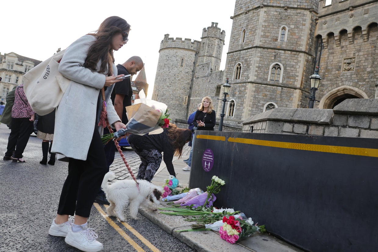 The world pays respects to Queen Elizabeth II
