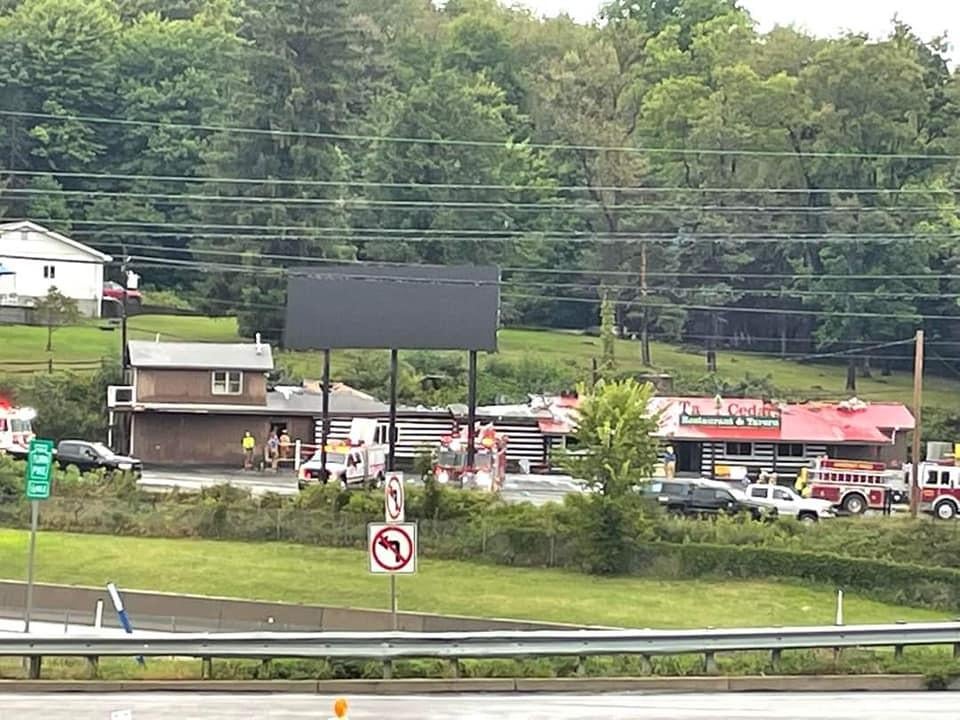 Fire rips through restaurant in Donegal - CBS Pittsburgh