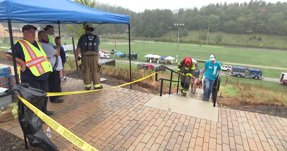 Over 7,000 Dog Tags Displayed At Soldiers And Sailors - CBS Pittsburgh