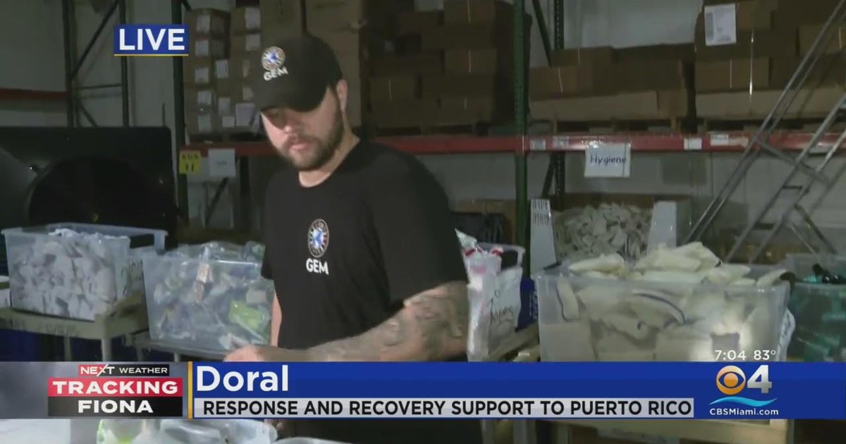 Volunteers Prepare To Send Aid To Puerto Rico Cbs Miami