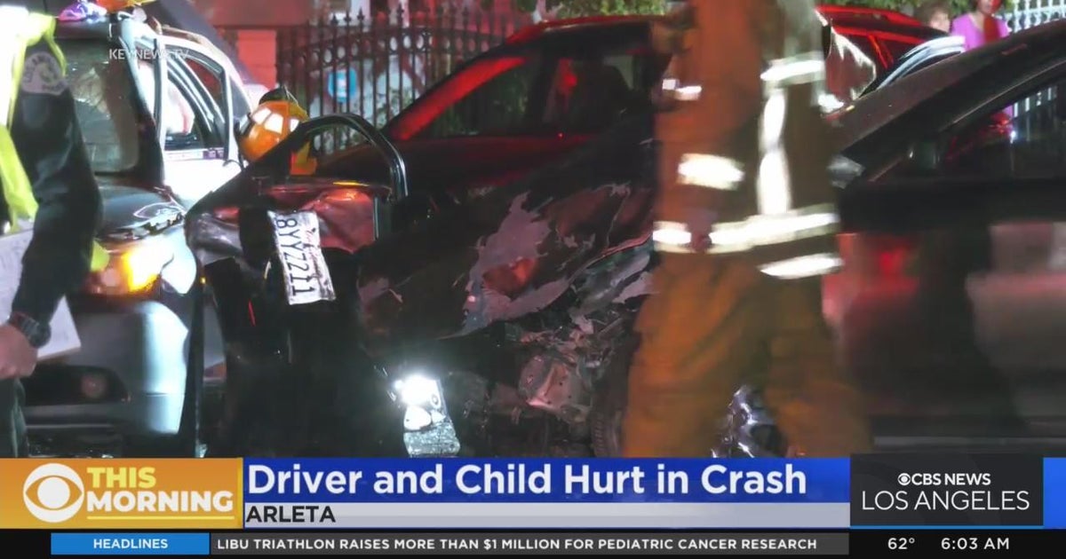 Child ejected from Arleta crash; driver also hurt - CBS Los Angeles