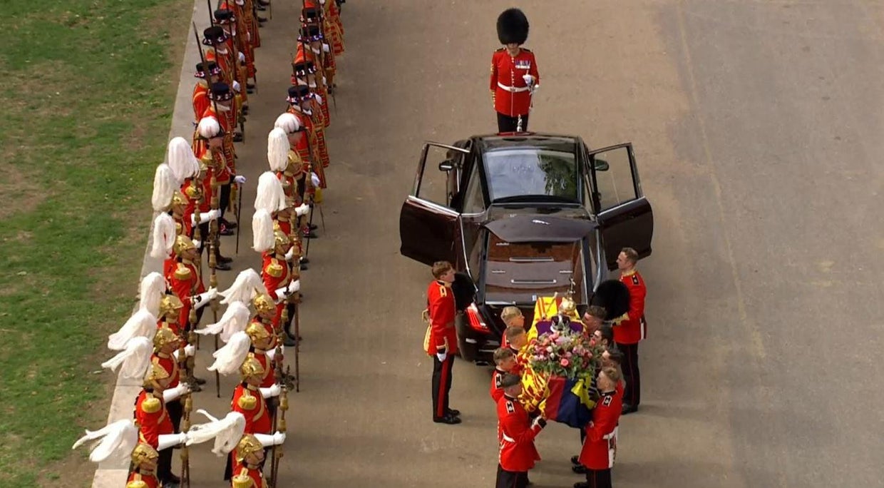 Queen Elizabeth II, Britain's longest-reigning monarch, laid to rest at ...