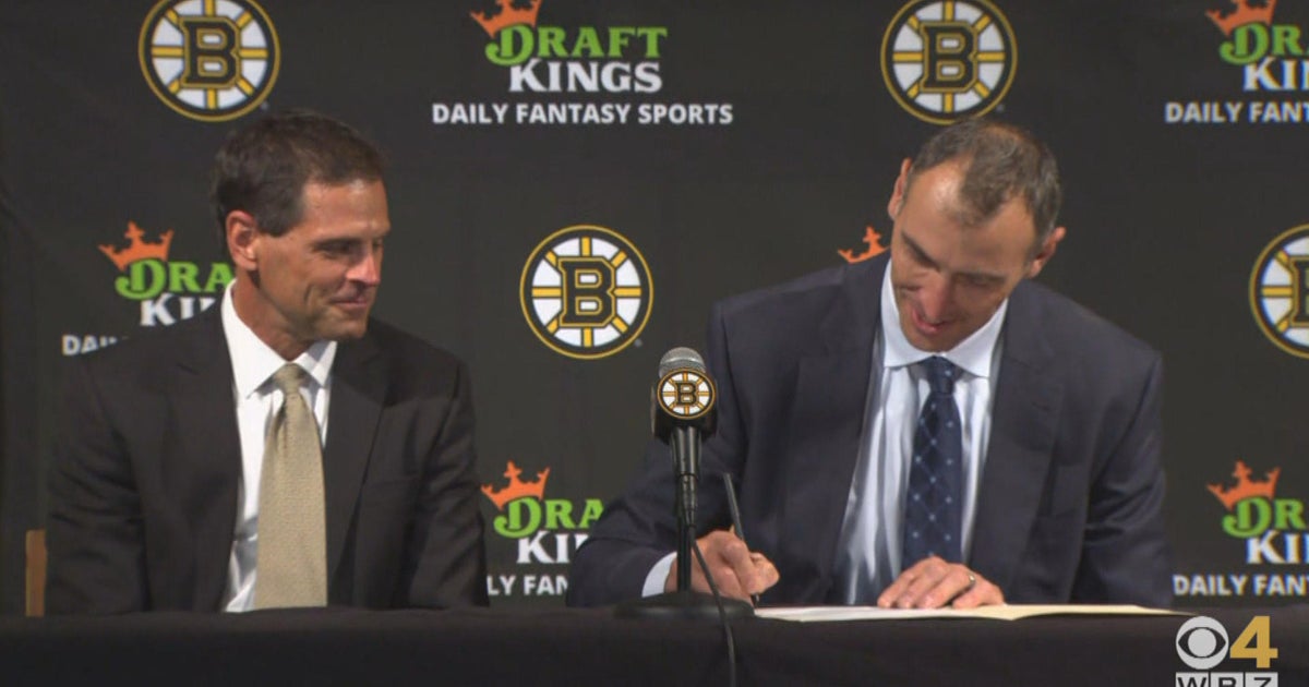 Zdeno Chara signs one-day contract to retire with Bruins - CBS Boston