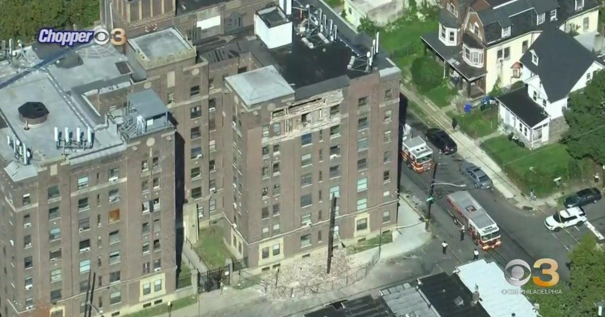 Lindley Towers tennant waiting for answers after owner no-show at town ...