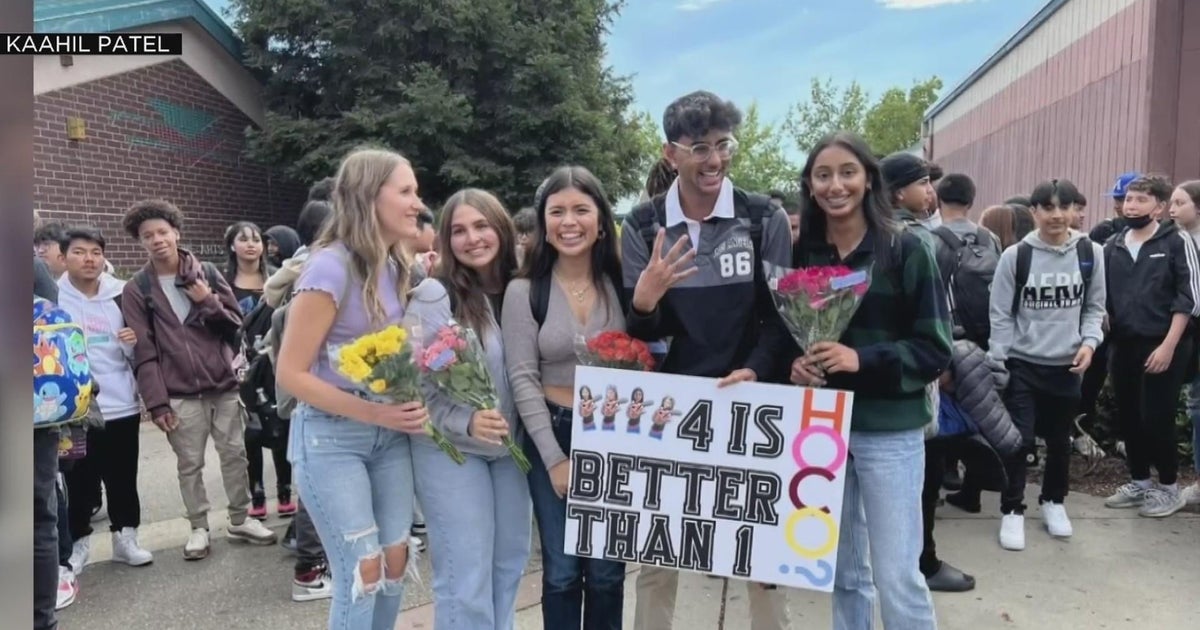 Sheldon High teen asks 4 girls to homecoming – and they all say yes ...