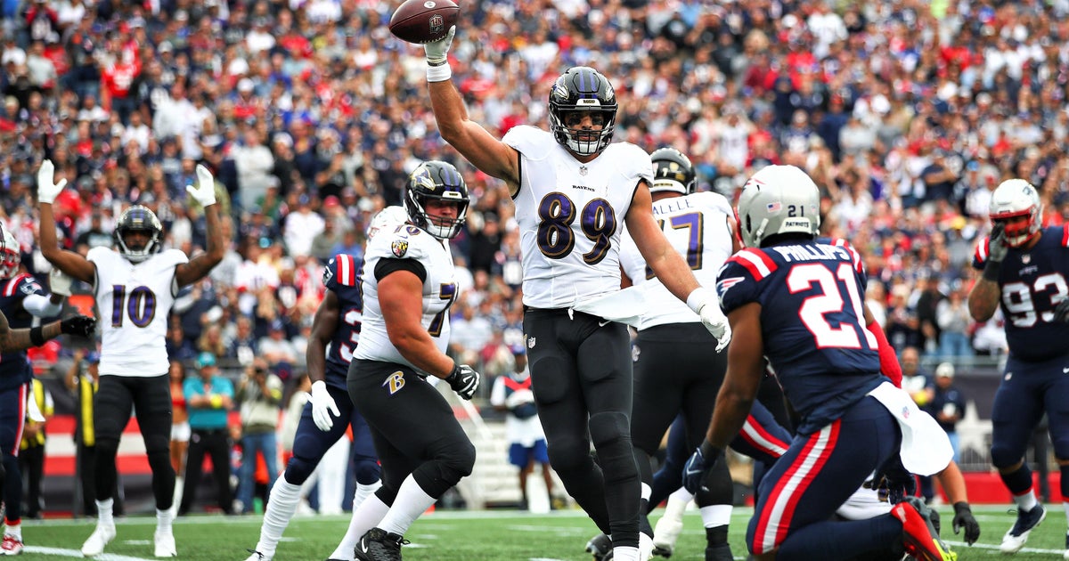 Patriots go back and forth with Ravens, but late turnovers sink ...