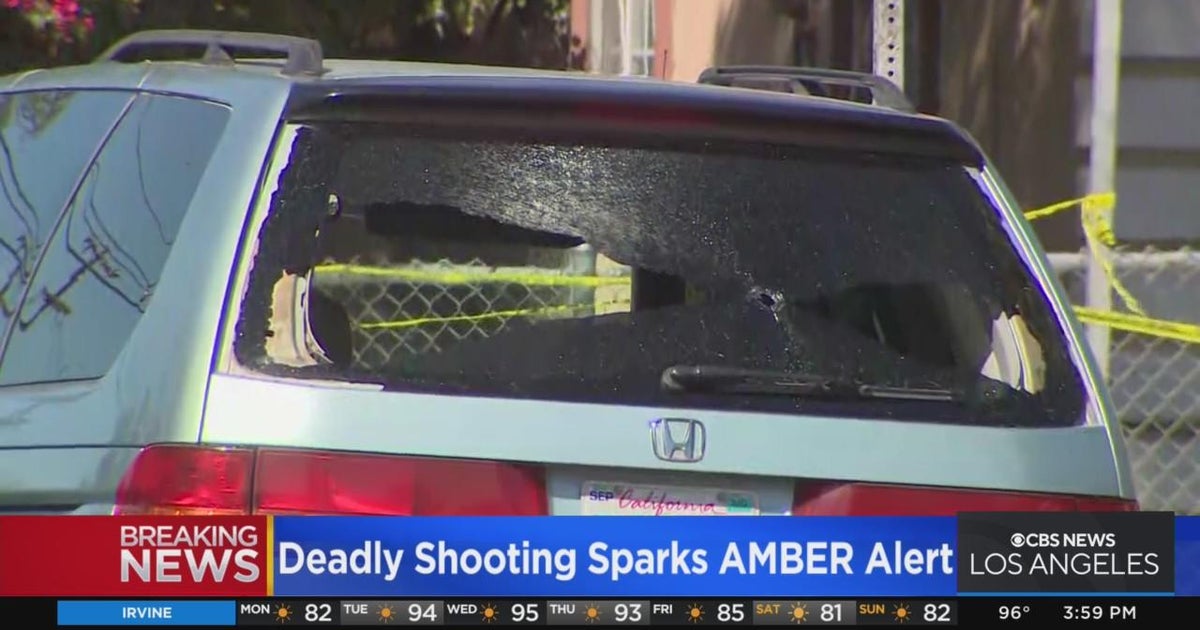 Police searching for man who fatally shot woman before taking off with ...