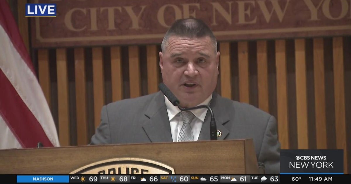NYPD shares update on bishop robbery - CBS New York