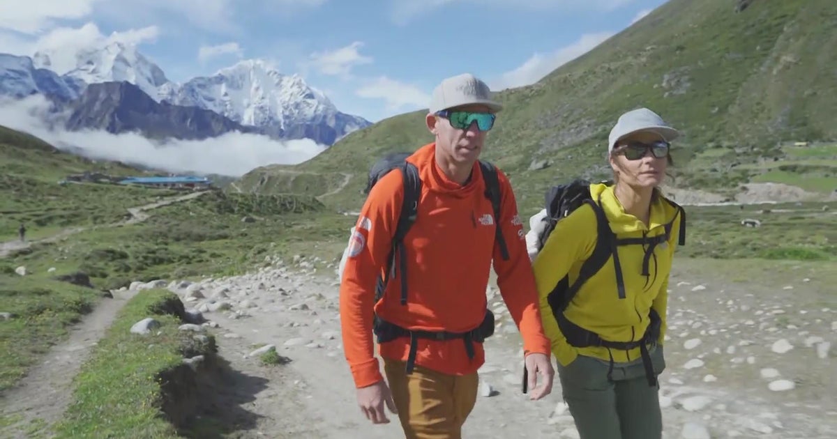 Colorado climbing community mourning death of Hilaree Nelson - CBS Colorado