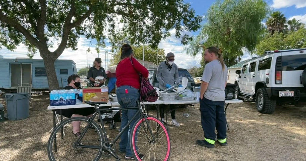 Former San Jose homeless camp occupant brings hope to displaced friends ...