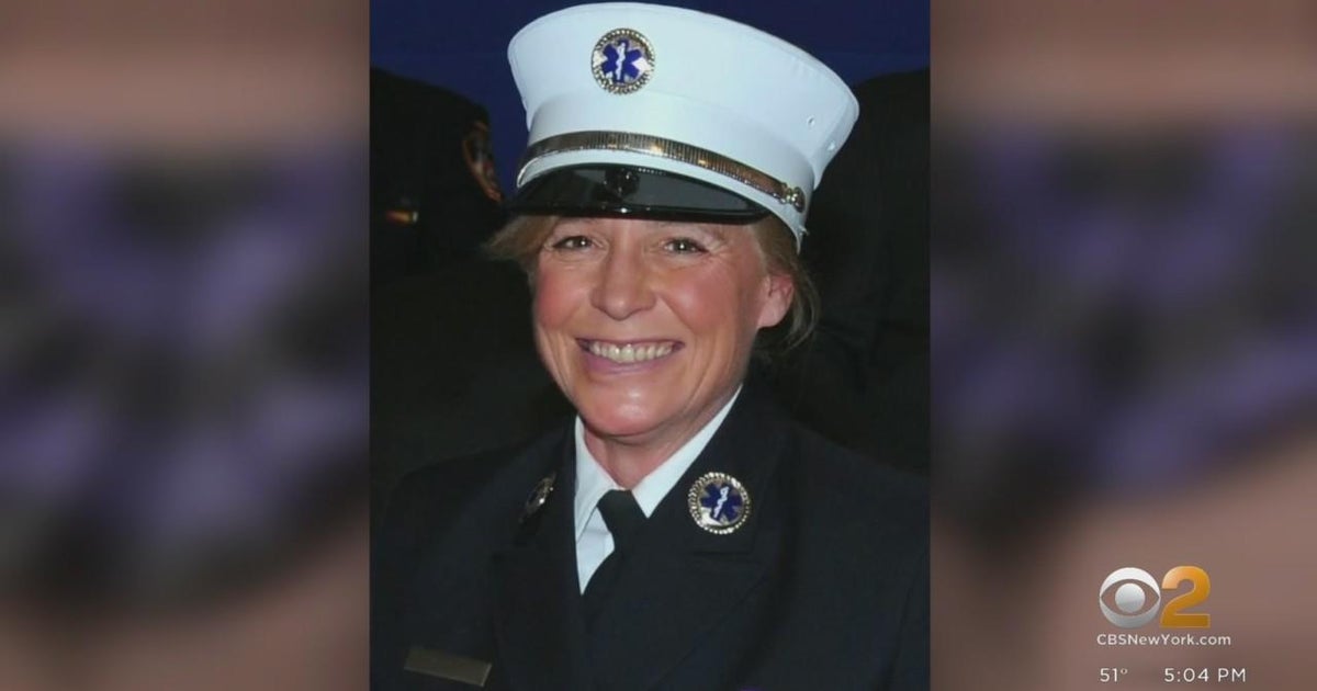 Wake held for slain FDNY EMS Lt. Alison Russo - CBS New York