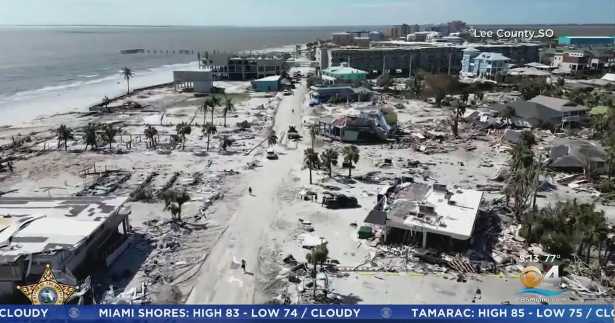 Evacuations Continue On States West Coast Barrier Islands Cbs Miami