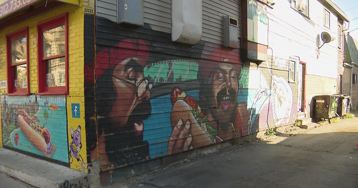 Pilsen hot dog stand operators say they're getting bullied by city over ...