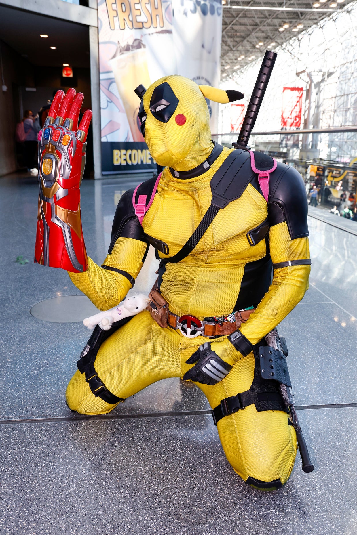 Cosplayers show off intricate costumes at New York Comic Con
