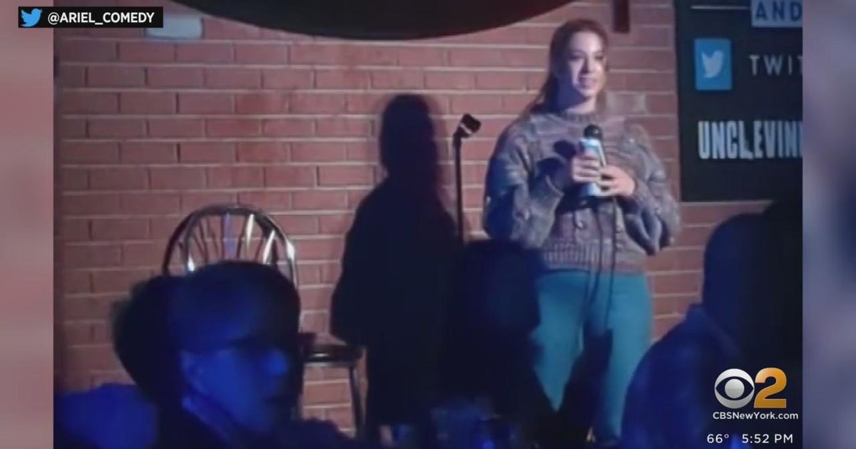 Comedian chugs beer thrown by heckler at New Jersey club - CBS New York