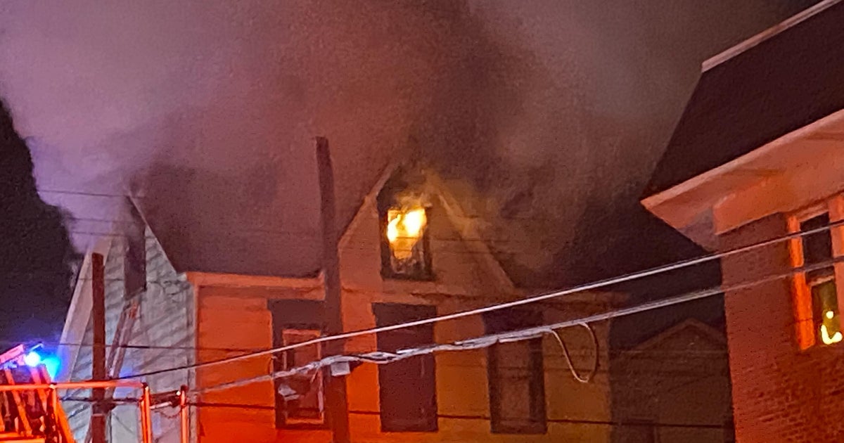 Firefighters battle flames in Pittsburgh's Esplen neighborhood - CBS Pittsburgh