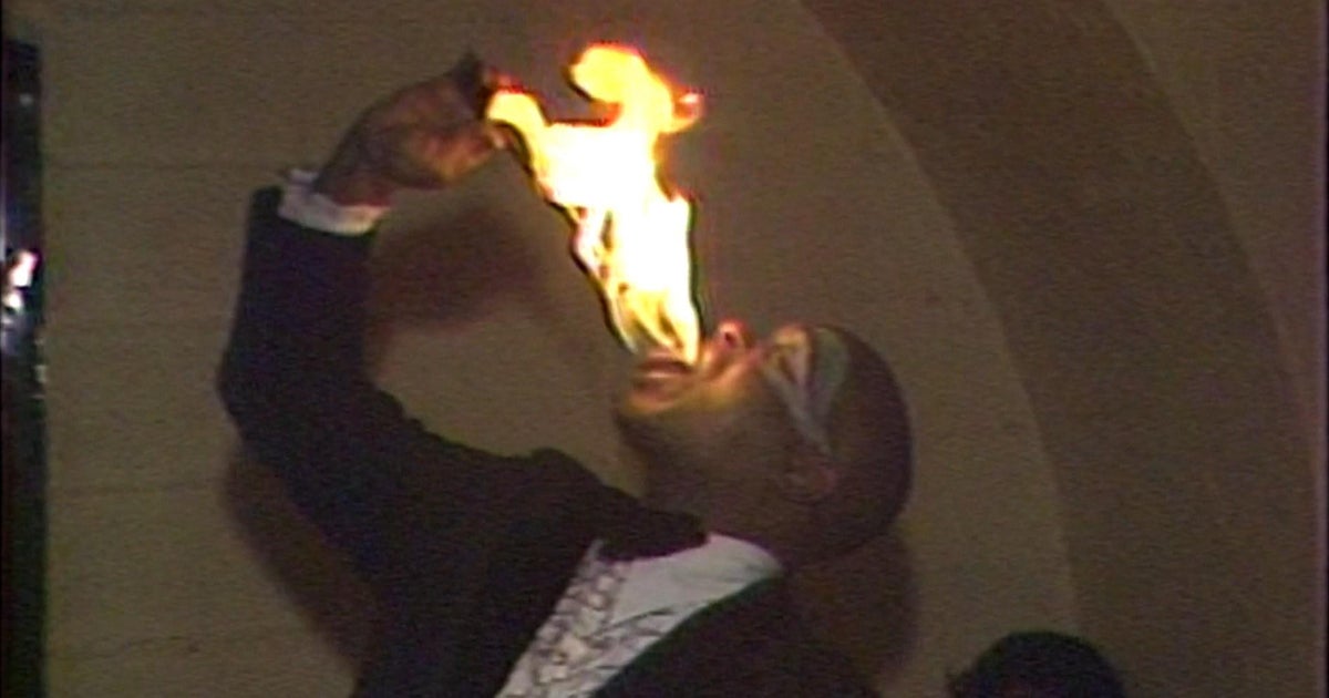 CBS 2 Vault: Bob Wallace visits Chicago Halloween costume parties in ...