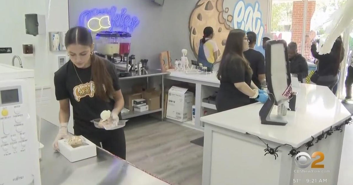 Shop Local Saturday: Dee's Cookies - CBS New York