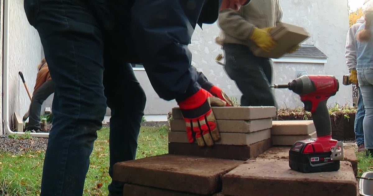 Former military captain surprised while returning home for 1st time ...
