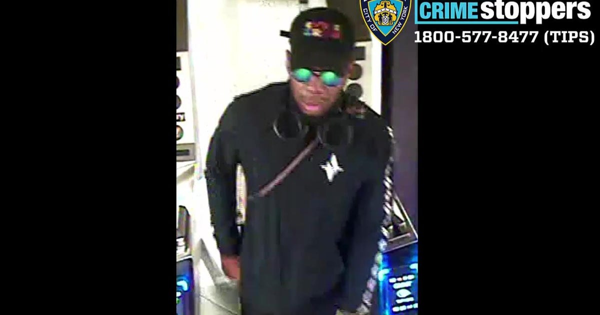 NYPD: Suspect hit man with sheathed sword outside Lower Manhattan ...