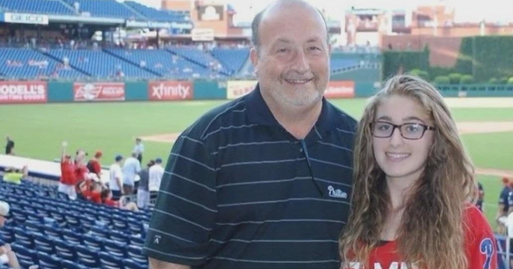 Father-daughter share special bond with the Phillies - CBS Philadelphia