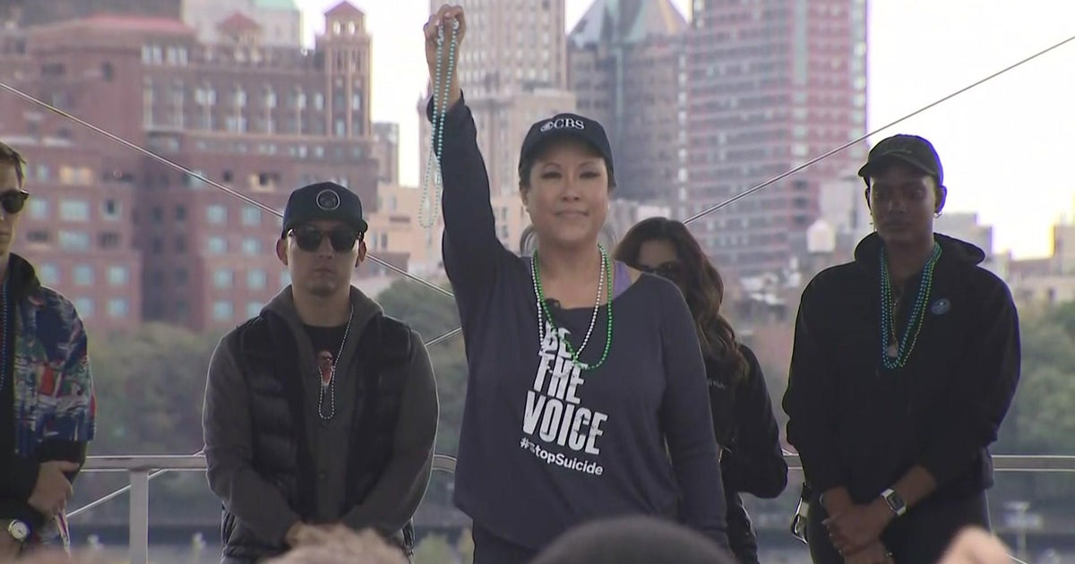 Out of the Darkness Community Walk offers hope and support to those ...