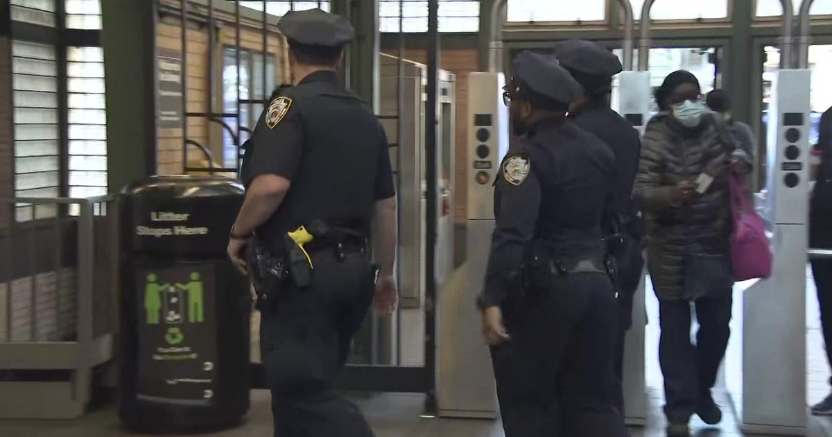 New York City, state plan to make subway system safer with cops ...
