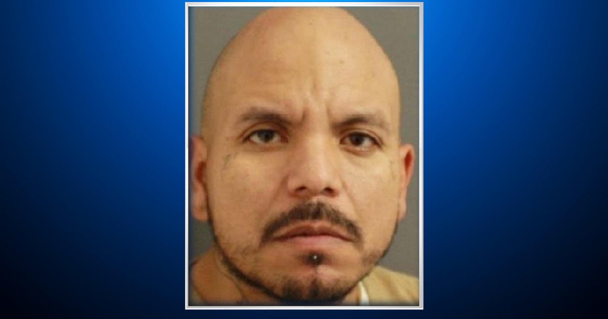 Wanted suspect Sergio Marquez Jr. in Brighton may have handcuffs dangling off his wrist - CBS ...