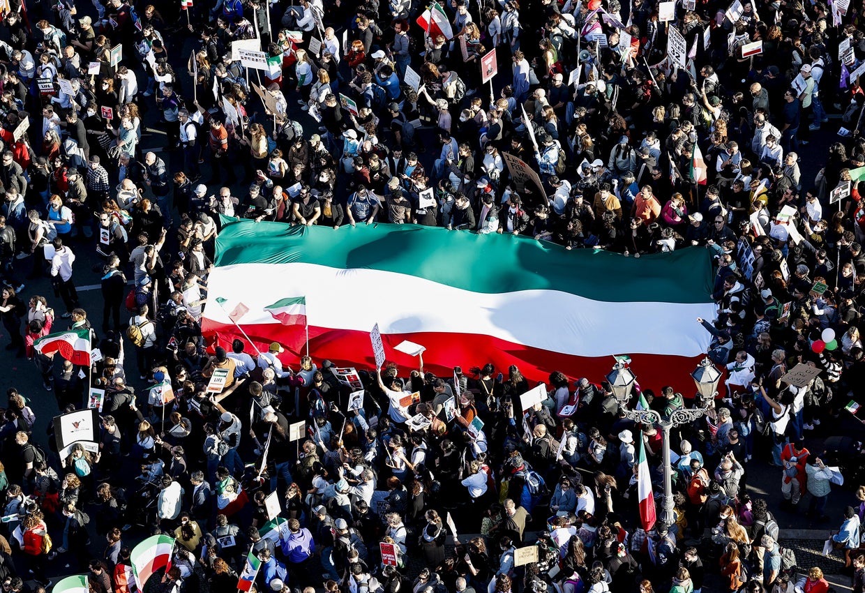 Demonstrations held in U.S., Europe against Iranian regime - CBS News