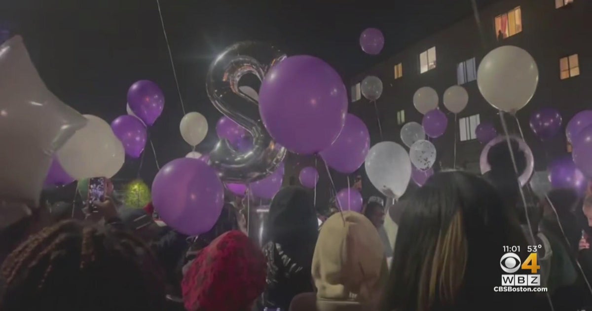 Vigil held for 33-year-old mother killed in Mattapan - CBS Boston Vigil held for 33-year-old mother killed in Mattapan - CBS Boston