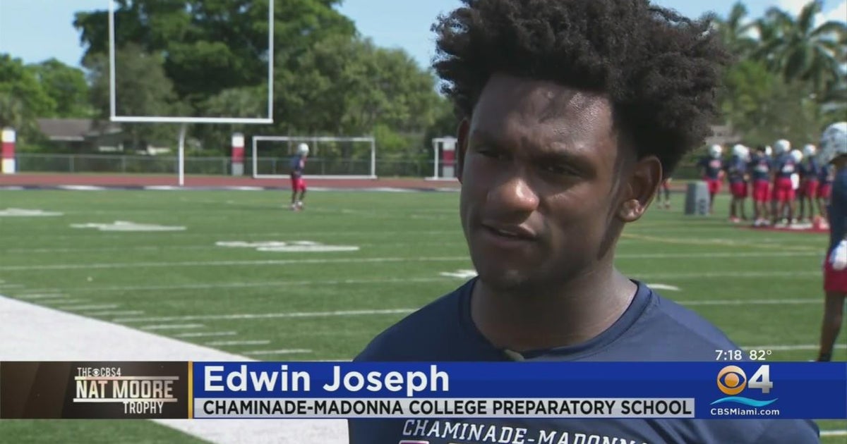 Nat Moore Trophy: Chaminade Madonna's WR Edwin Joseph looking to make ...