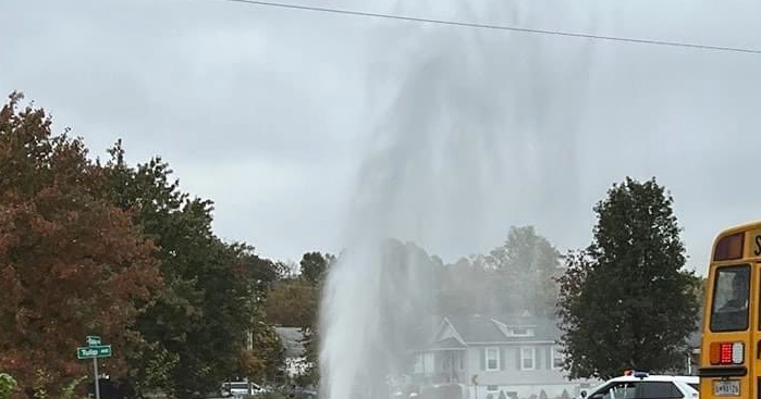 Water main break turns into geyser in Lansdowne - CBS Baltimore