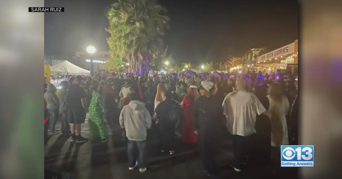 Lodi police arrest armed gang members at Halloween event - CBS Sacramento