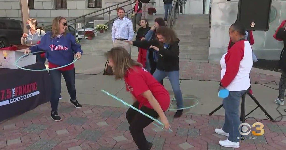 Camden holds Phillies pep rally - CBS Philadelphia