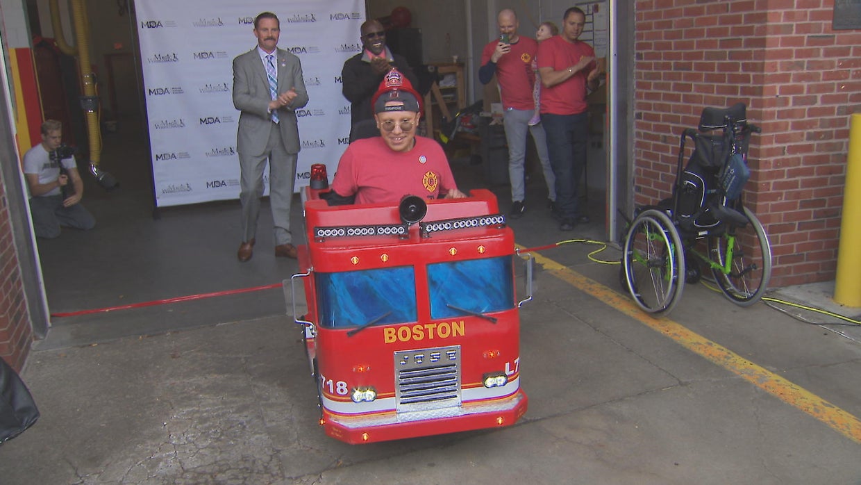 Boston firefighters help surprise teen with Halloween costume that fits ...